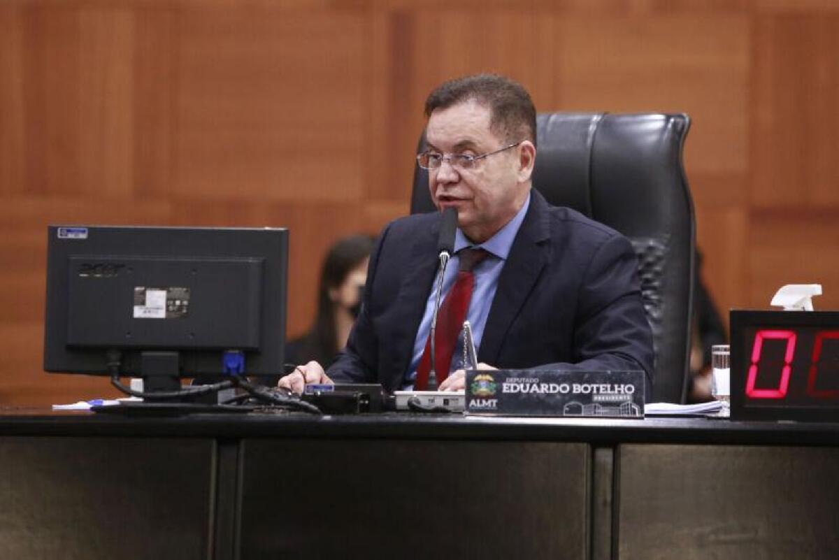 Em busca de consenso na AL, Botelho admite plano de candidatura a ...